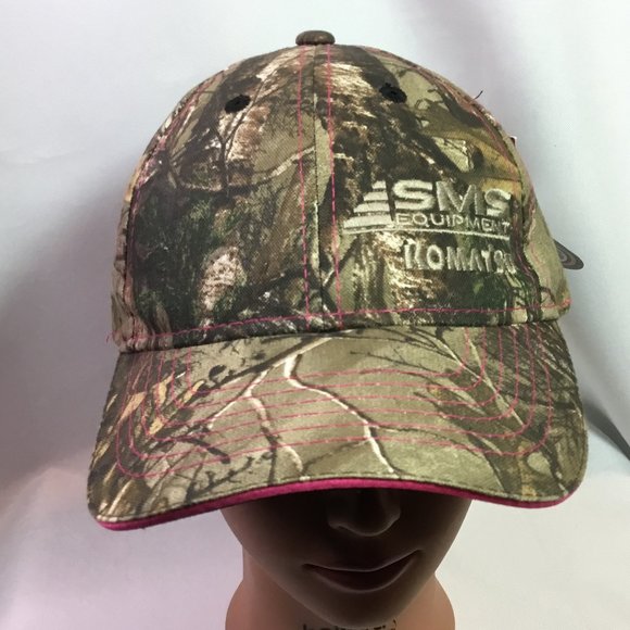 Realtree | Accessories | Realtree Xtra Camo W Pink Stitching Komatsu ...
